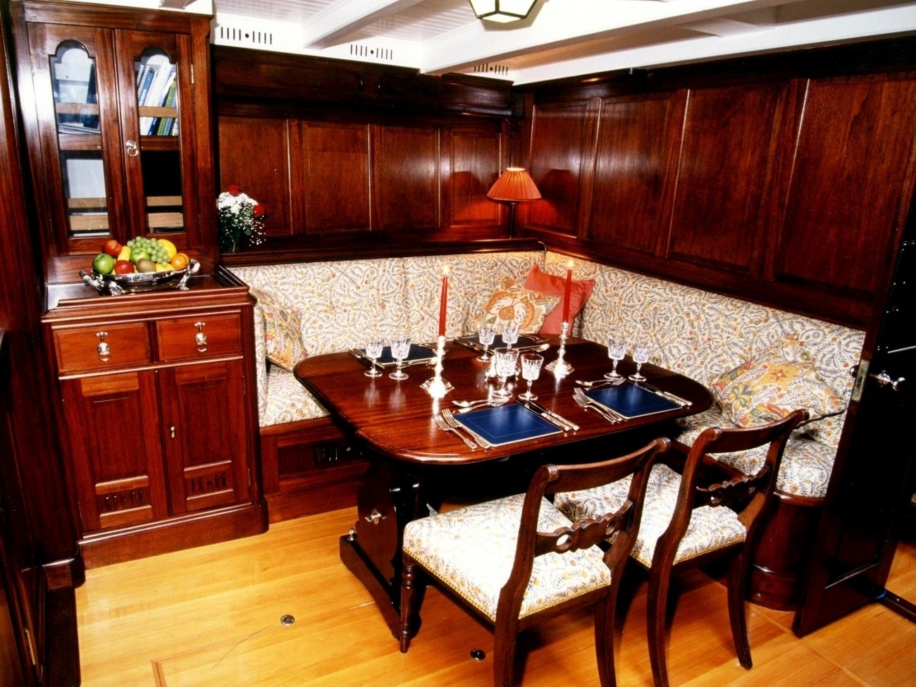 Yacht KENTRA, Fife & Co | CHARTERWORLD Luxury Superyacht Charters